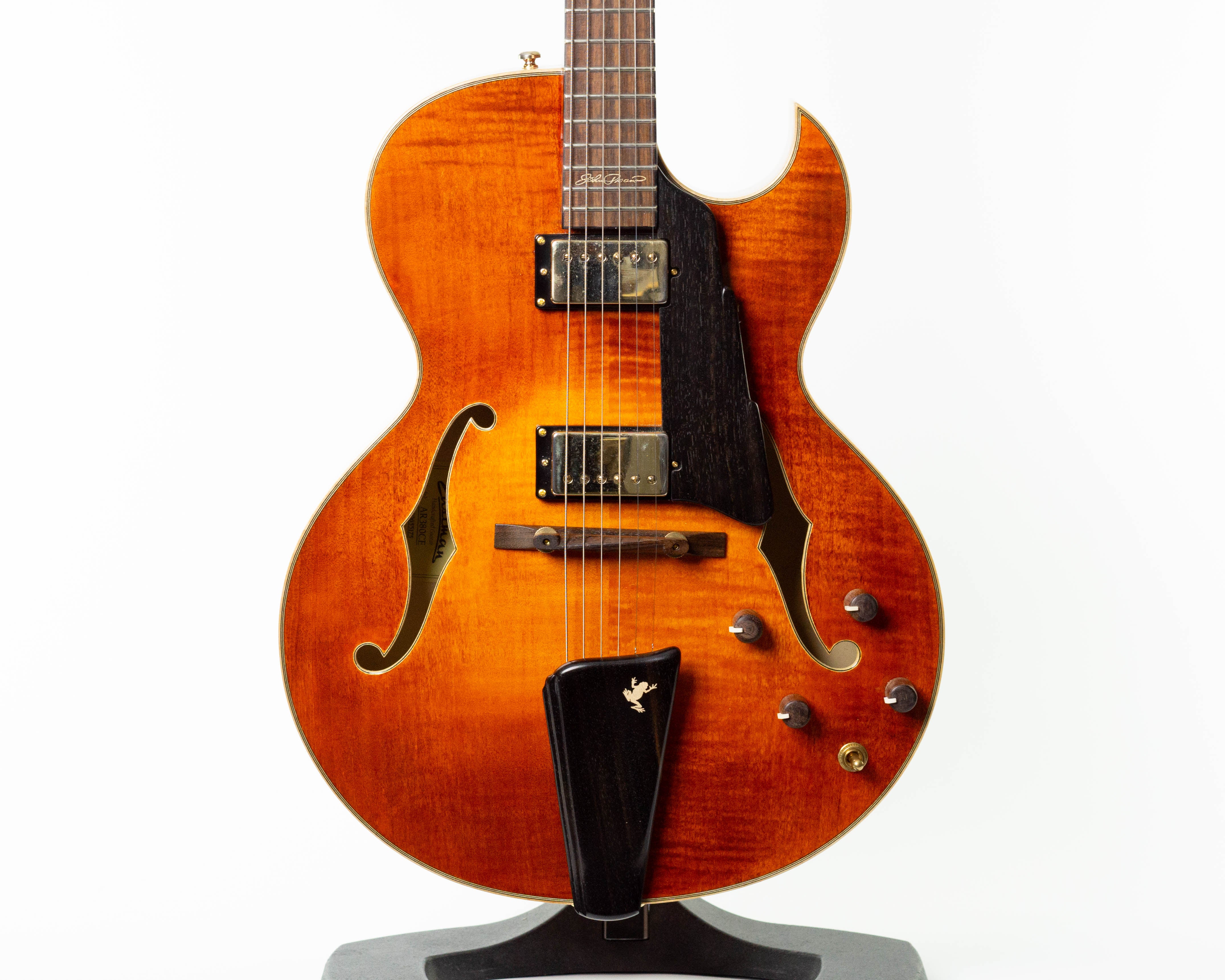 Eastman AR380CE John Pisano Signature Archtop 2021 Honeyburst – The58Sound